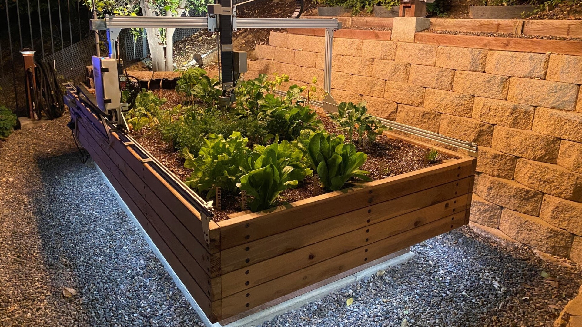 开源机器人技术助力可持续园艺 | Birow